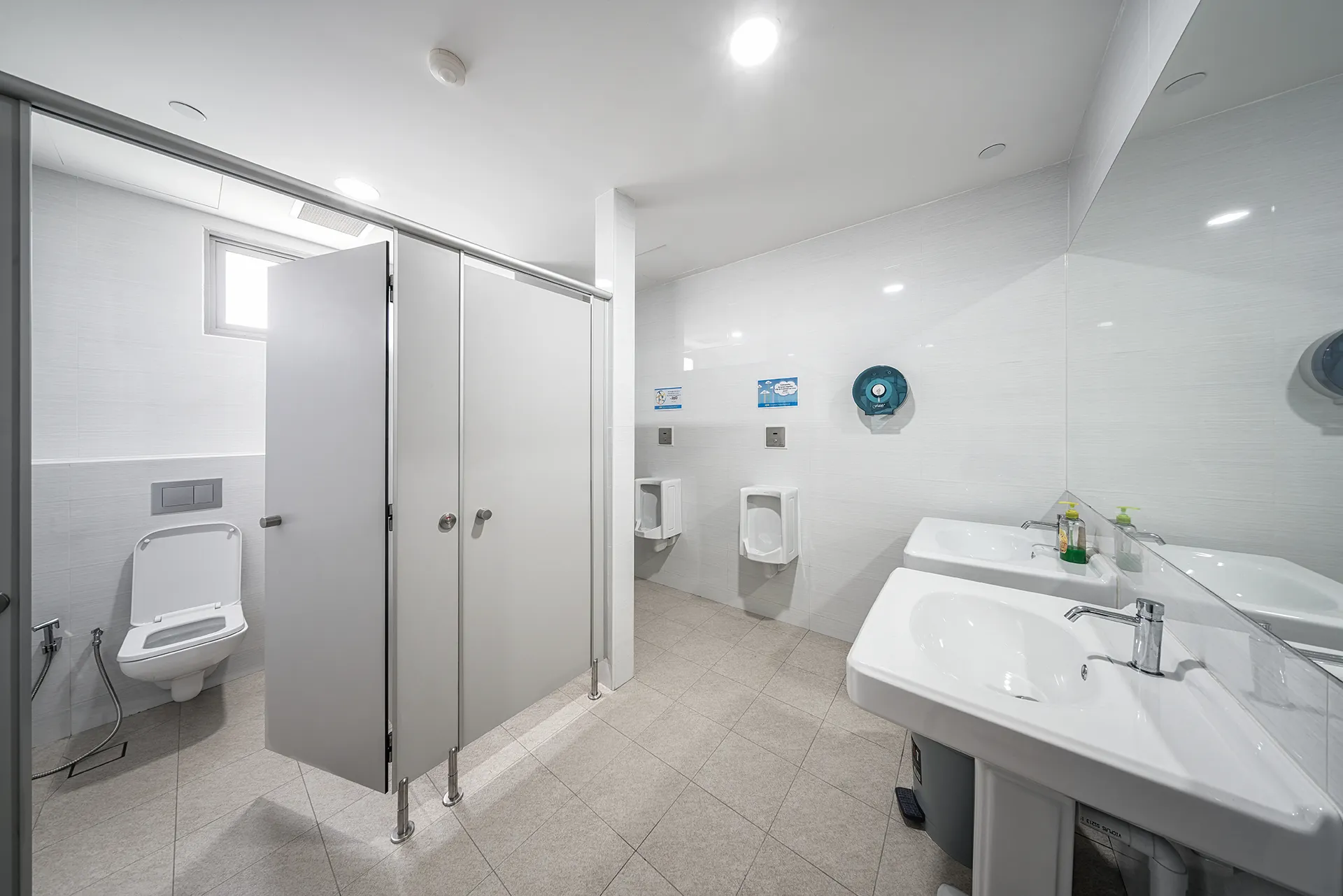 11 Tuas Bay Close - West Star | Commercial Renovation by Zenith Arc